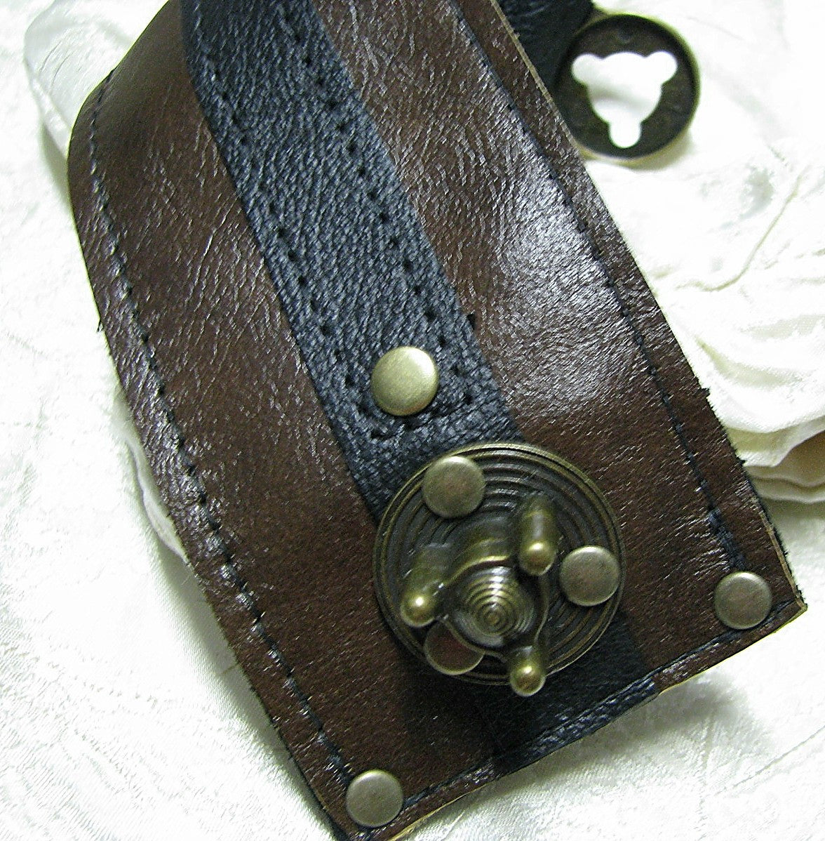 Womens Steampunk Brown Leather Wrist Wallet Cuff with Secret Pocket ...
